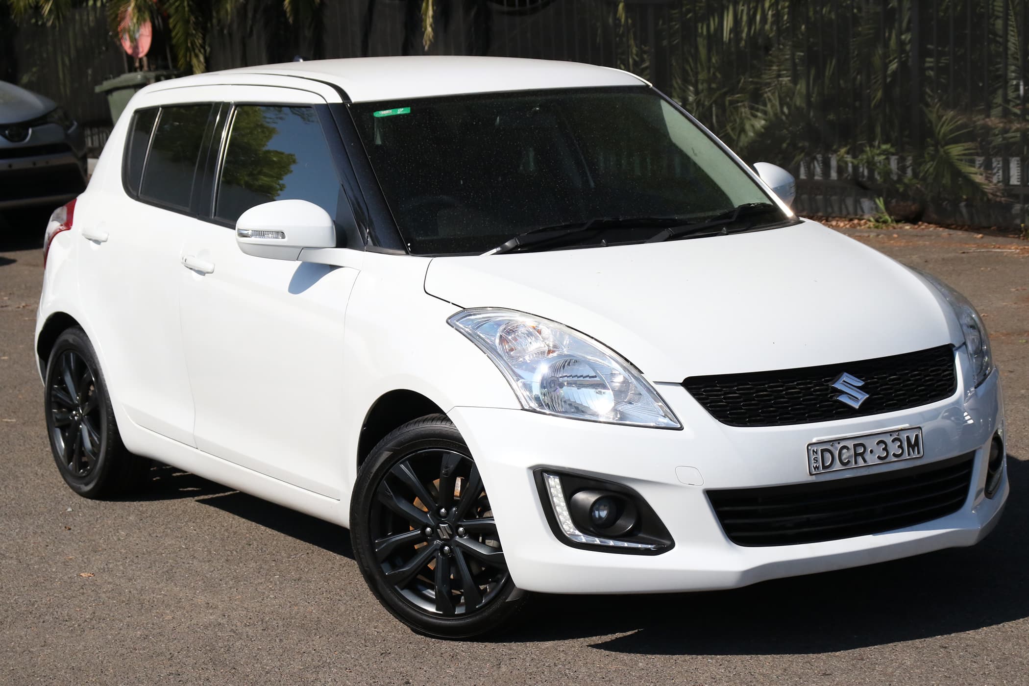 2015 White Suzuki Swift subscription for product.pricing?.price }}/wk ...